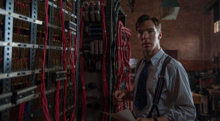 Benedict Cumberbatch é o matemático Alan Turing em The Imitation Game ...
